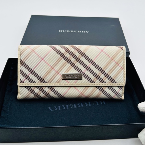 Burberry | Bags | Burberry Vintage Label Wallet | Poshmark